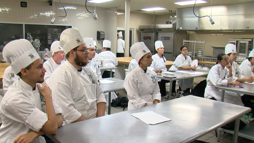 EPCC culinary students give back with Thanksgiving meals for the ...