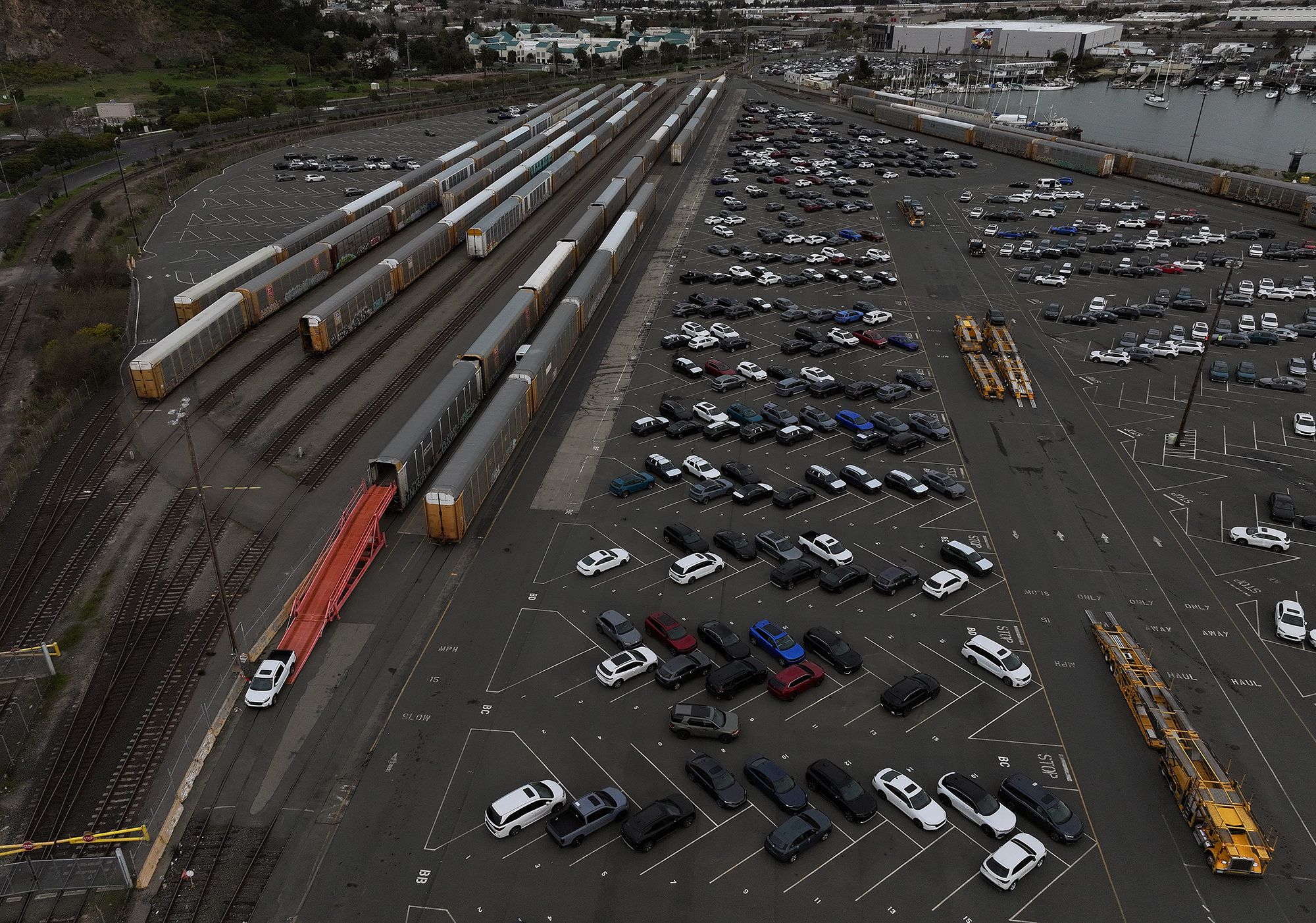 Trump announces new auto tariffs in a major trade war escalation - KVIA