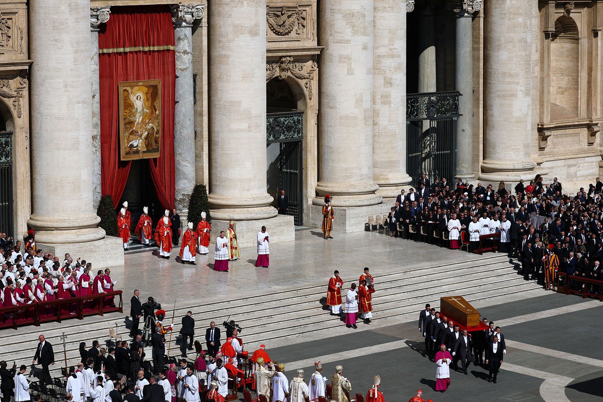 Francis celebrated as ‘pope among the people’ in Vatican funeral ...