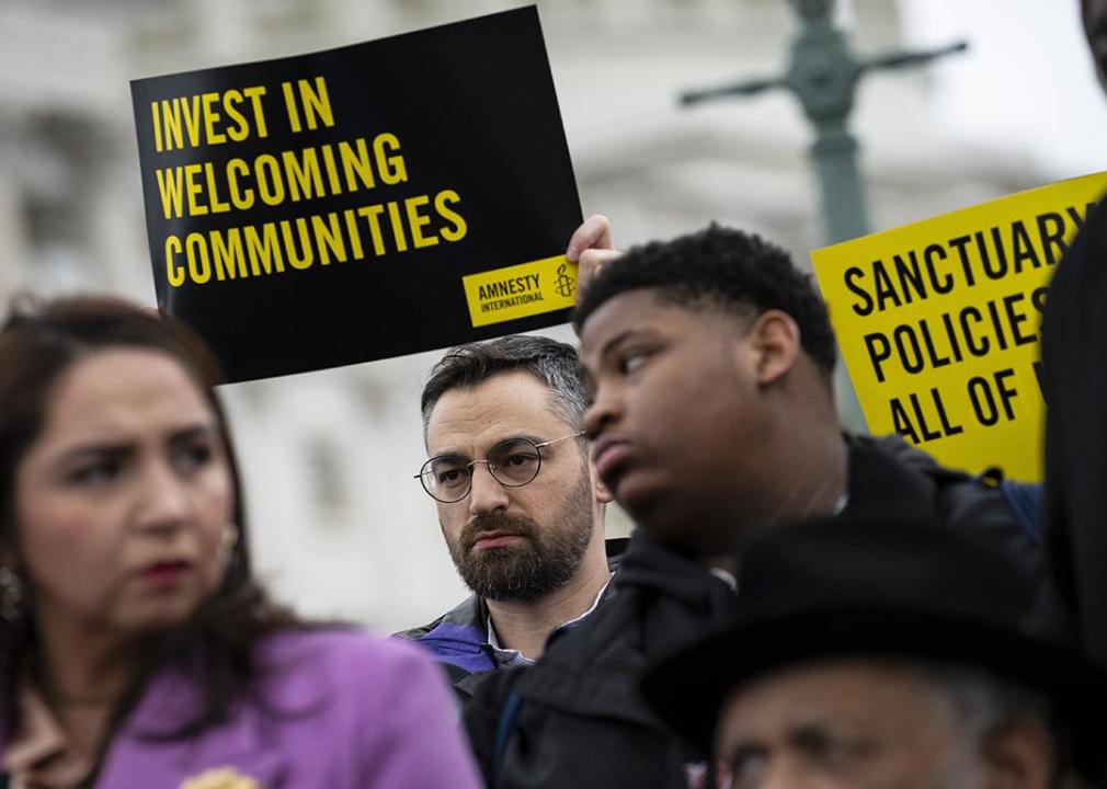Trump is targeting sanctuary cities. But what is a sanctuary city ...