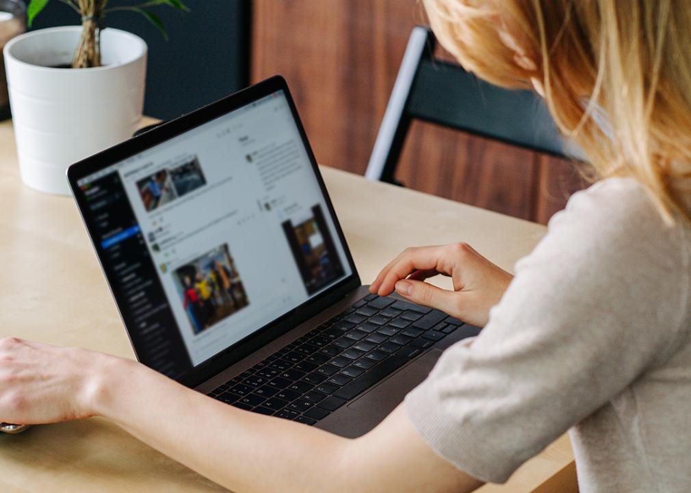 How to tell if a profile is fake - KVIA